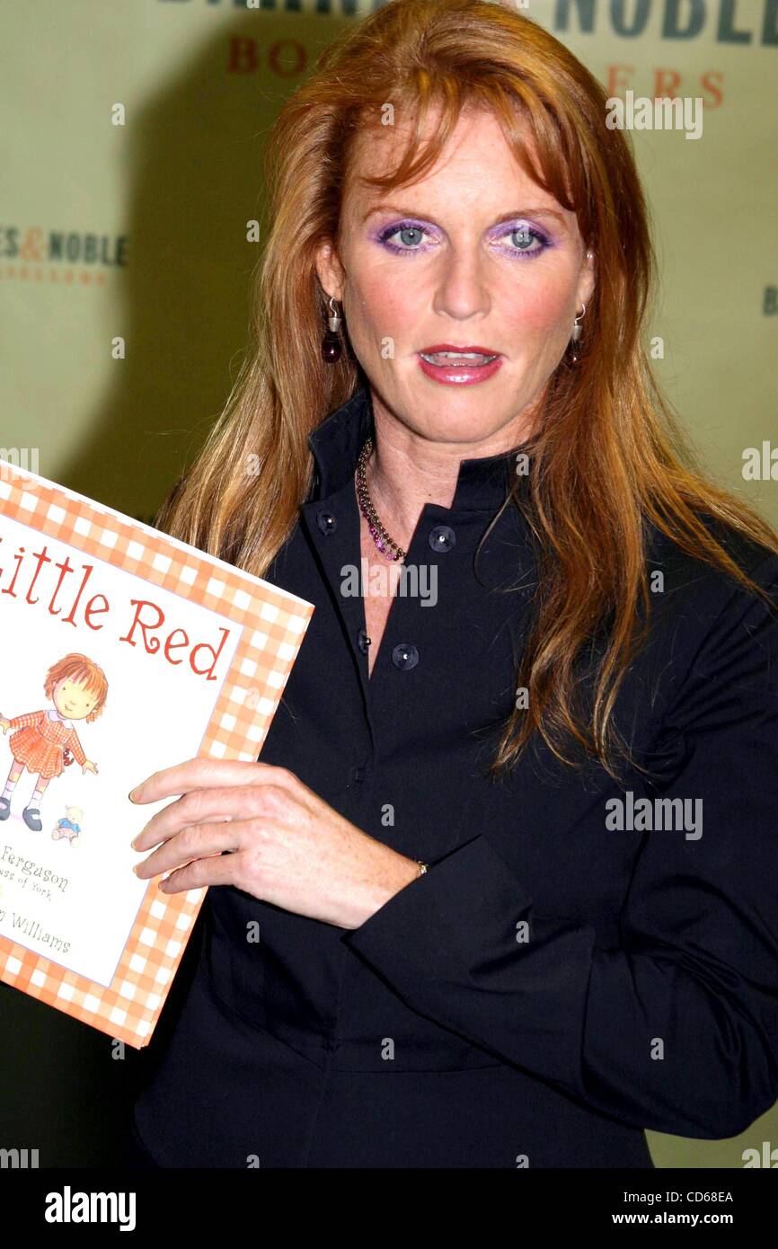 Sarah ferguson book little red hi-res stock photography and images - Alamy