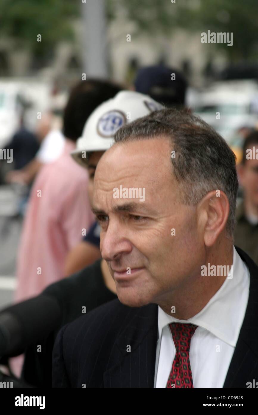 Chuck schumer and putin hi-res stock photography and images - Alamy