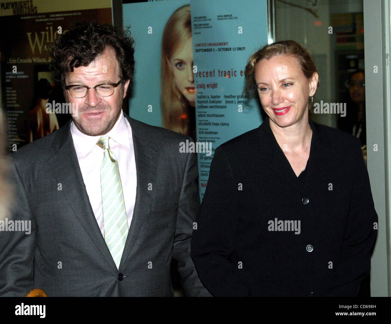 Sept. 28, 2003 - New York, New York, U.S. - K33093RM.ARRIVALS FOR ...