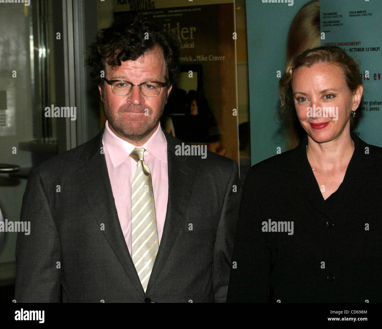 Sept. 28, 2003 - New York, New York, U.S. - K33093RM.ARRIVALS FOR ...