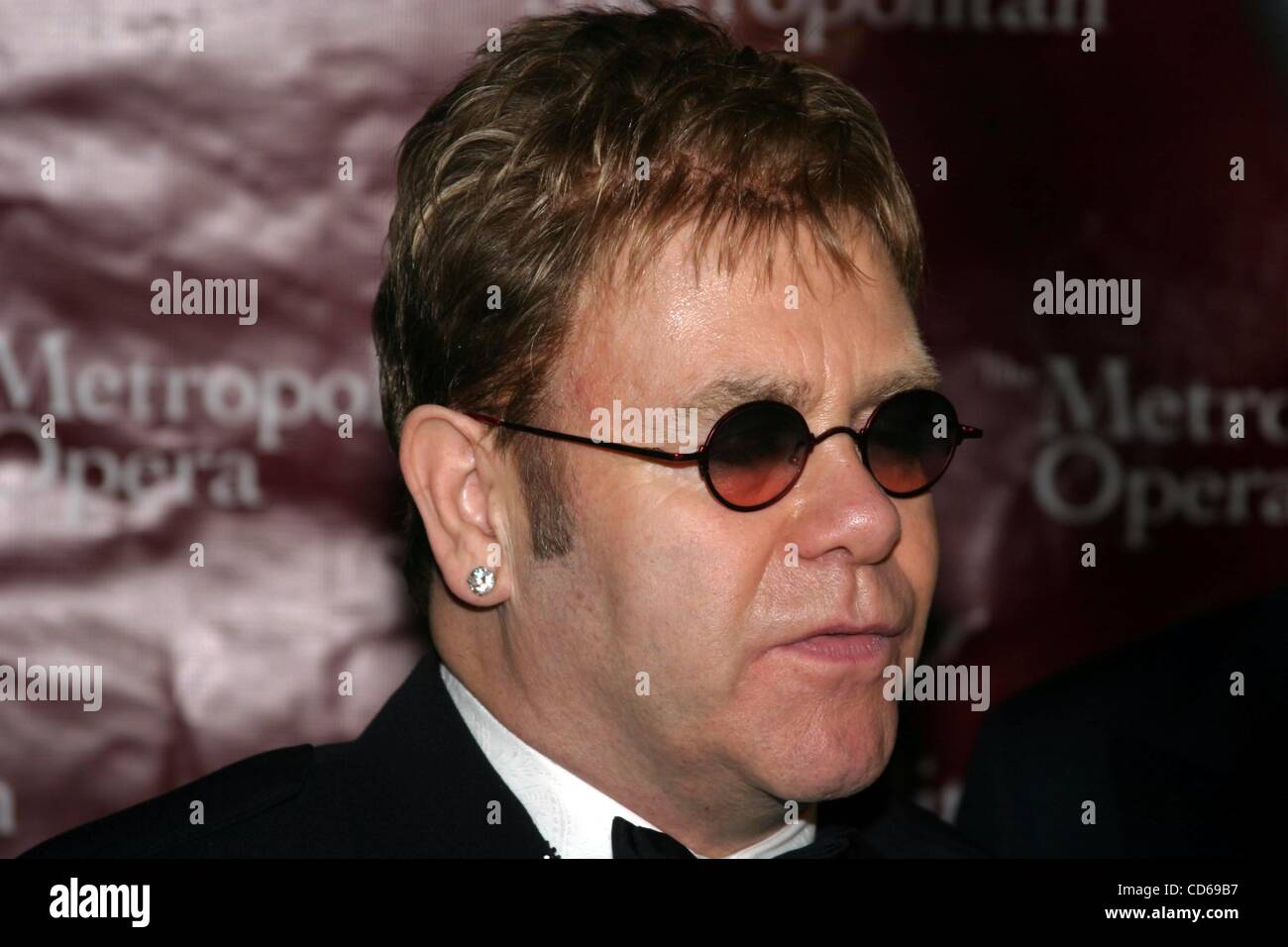 Sept. 29, 2003 - New York, New York, U.S. - K33144RM.THE METROPOLITAN ...