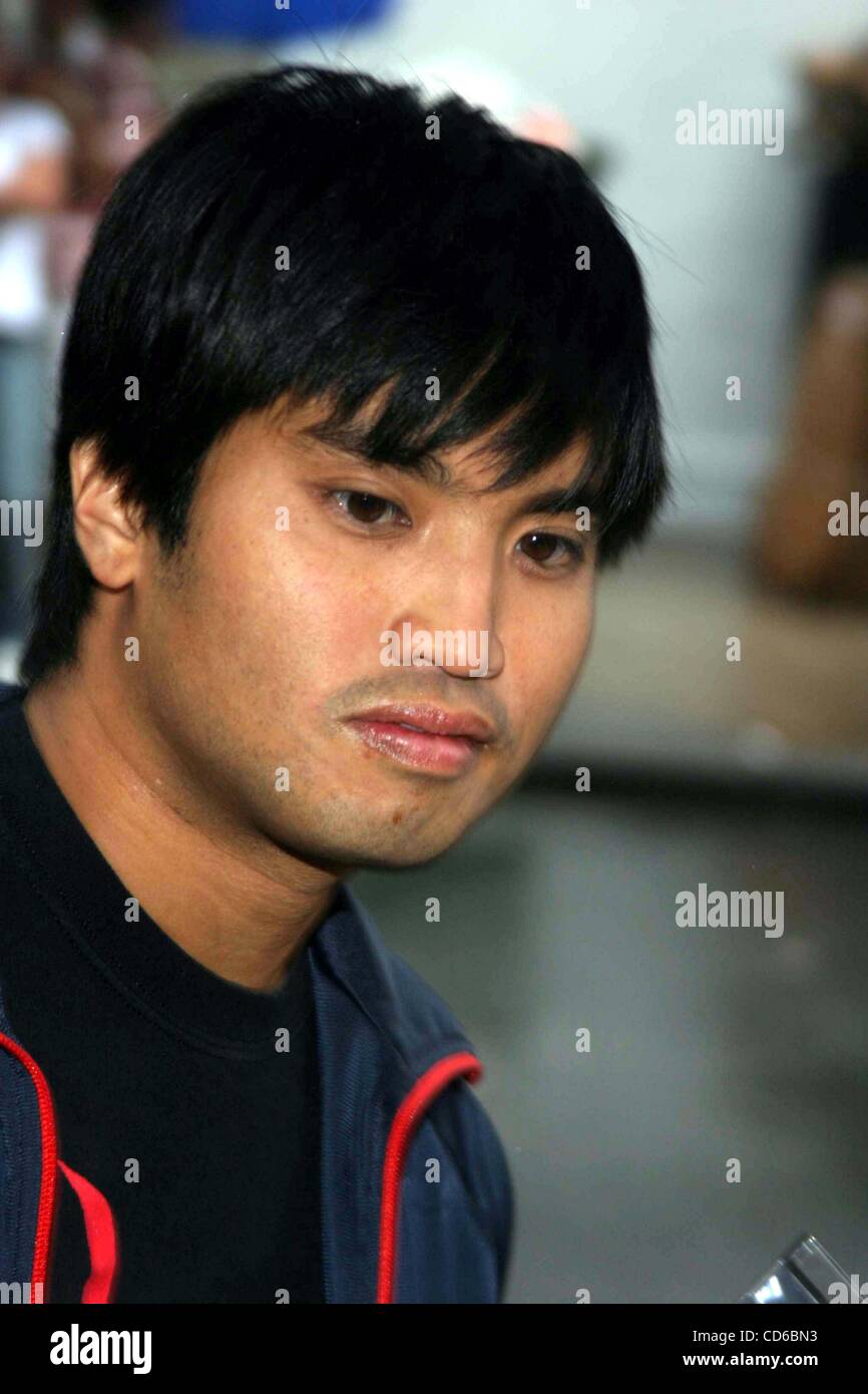 Aug. 6, 2003 - New York, New York, U.S. - K32161RM ARRIVING AT THE LATE ...