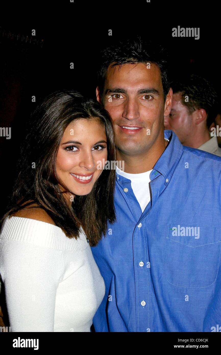 Oct. 3, 2003 - New York, New York, U.S. - K33261RM 10/04/2003.JAMIE ...