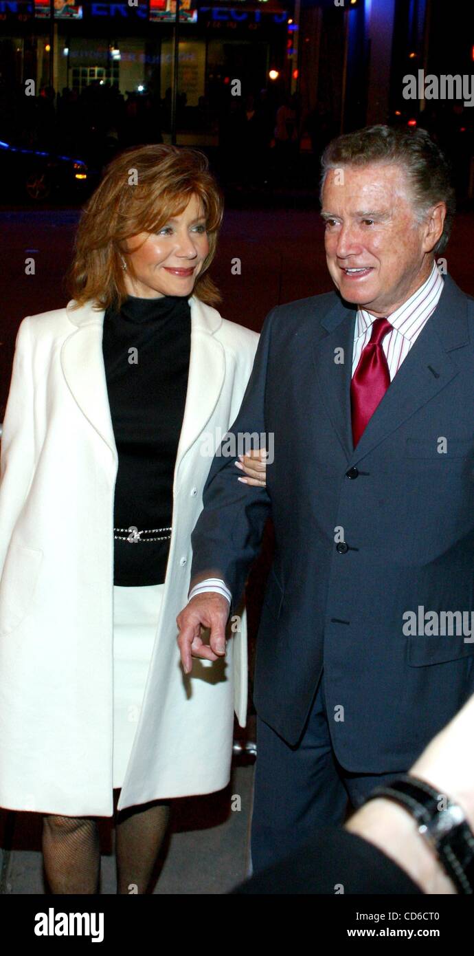 Oct. 14, 2003 - New York, New York, U.S. - K33457RM.GALA OPENING NIGHT ...