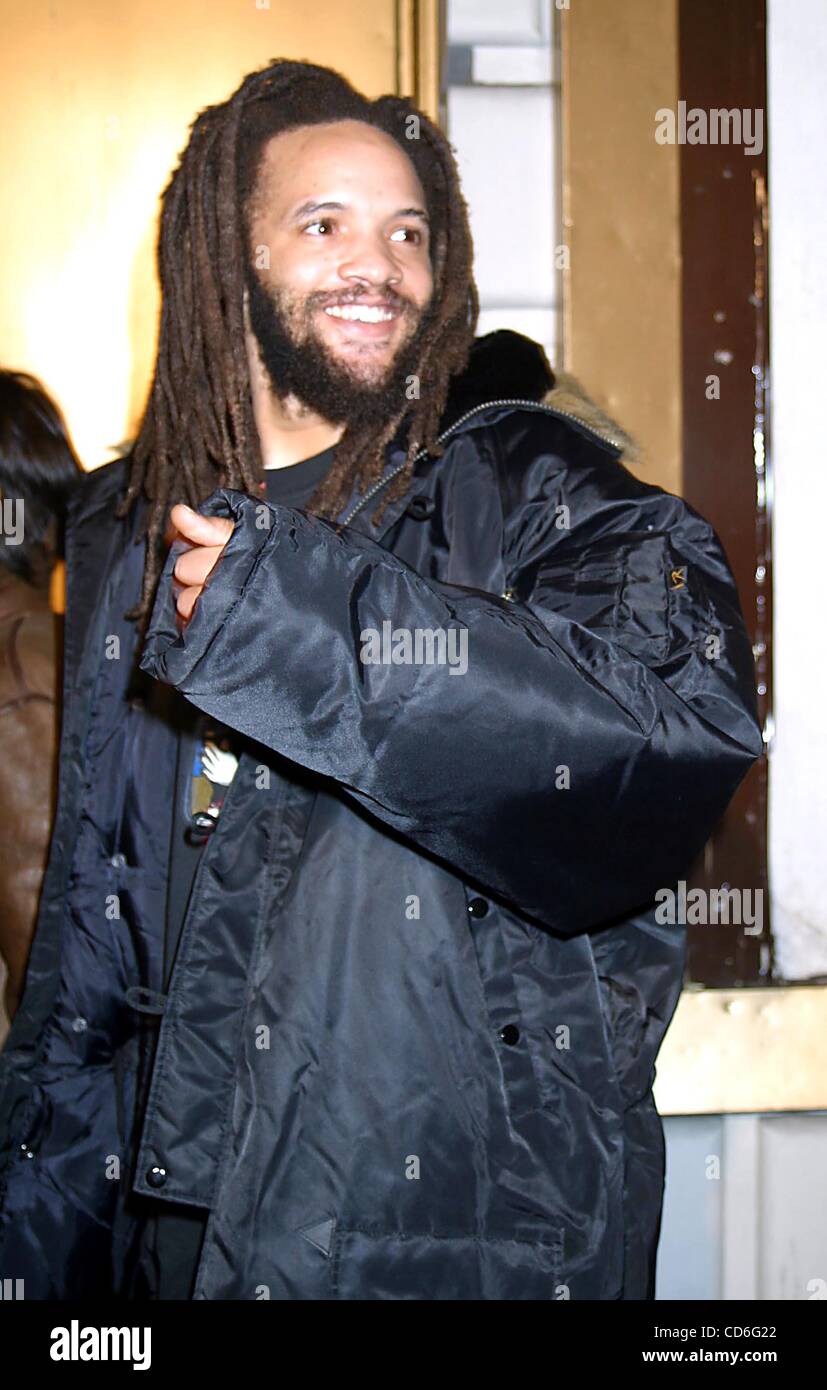Savion glover broadway hi-res stock photography and images - Alamy