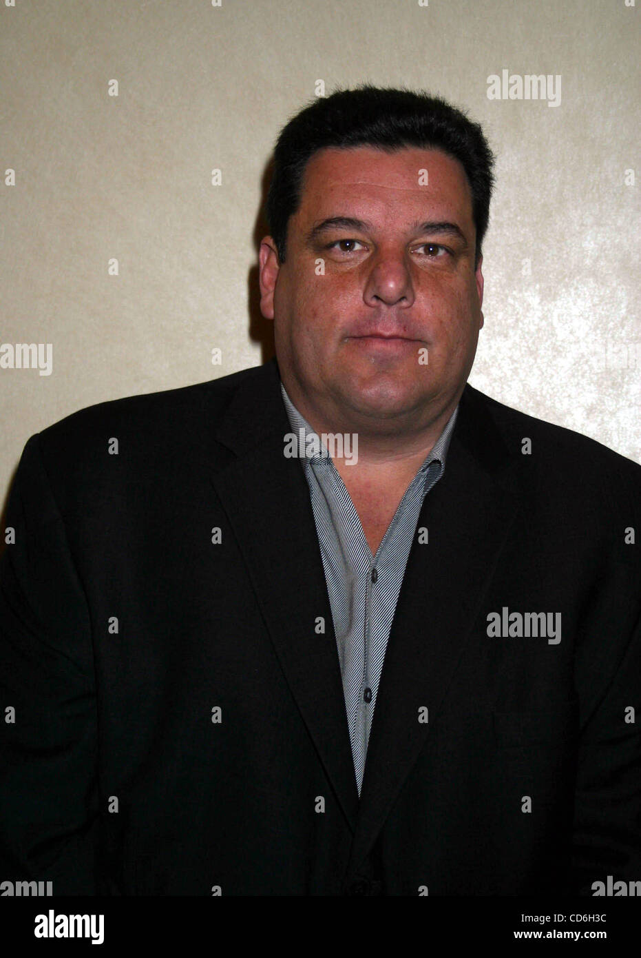 Dec. 1, 2003 - New York, New York, U.S. - K34354JBU.GILDA'S CLUB NEW ...