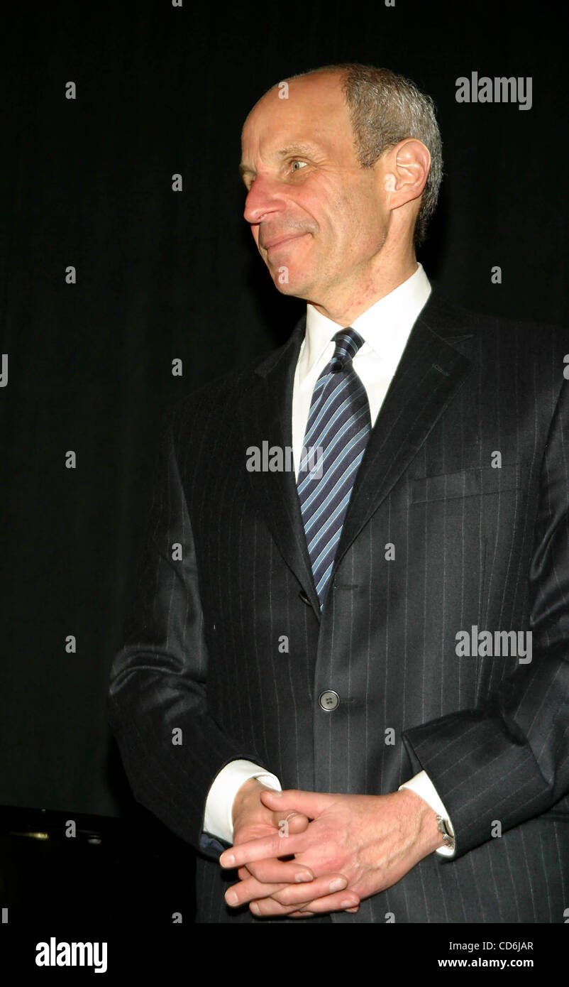 Dec. 9, 2003 - New York, New York, U.S. - K34545RM.NYC AND CO HOSTS ITS ...