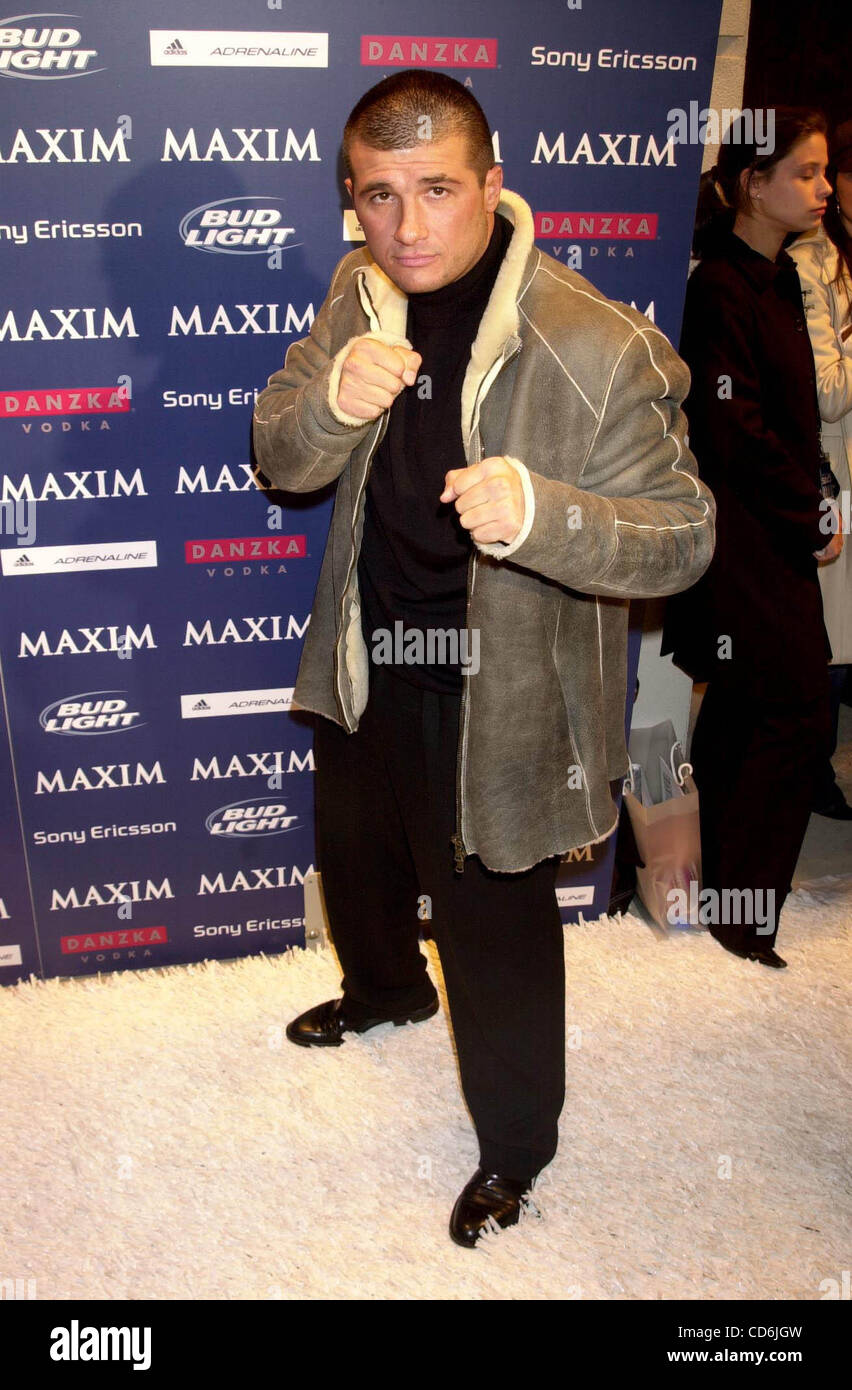 Michelle branch maxim hi-res stock photography and images - Alamy