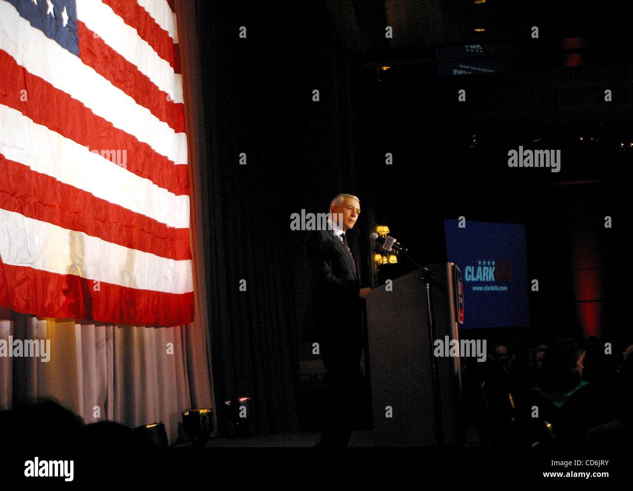 Dec. 10, 2003 - New York, New York, U.S. - K34590RM.FUNDRAISING DINNER ...