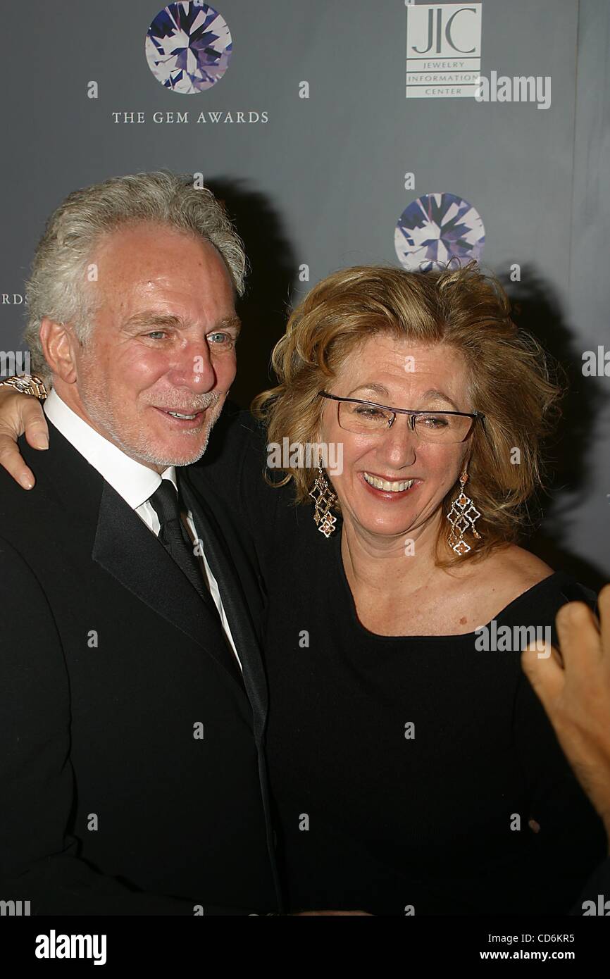 Jan. 9, 2004 - New York, New York, U.S. - K34820RM.GEM AWARDS AT ...