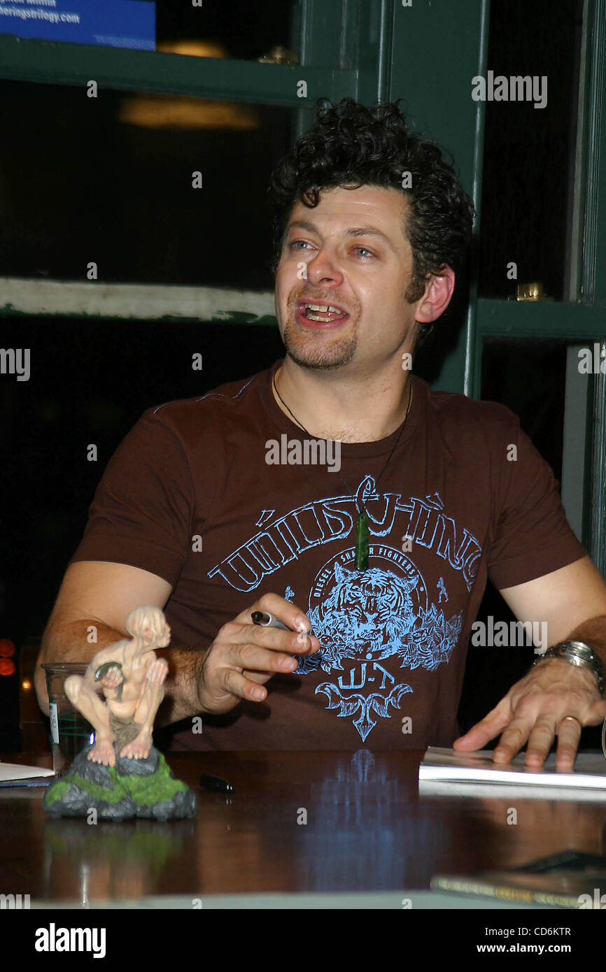Jan. 12, 2004 - New York, New York, U.S. - K34894RM.ANDY SERKIS ...