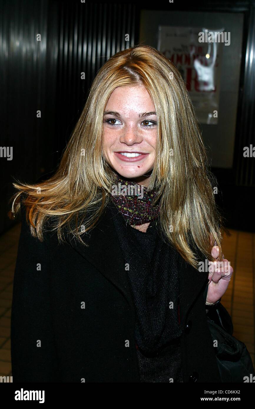 Ellen muth hi-res stock photography and images - Alamy