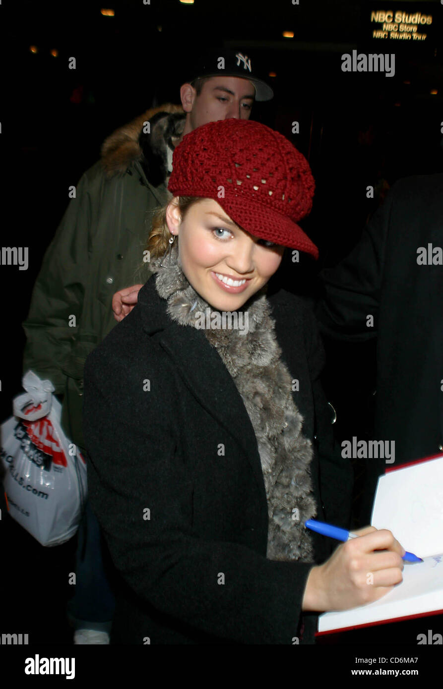 Jan. 14, 2004 - New York, New York, U.S. - K34942RM.ERIKA CHRISTENSEN ...