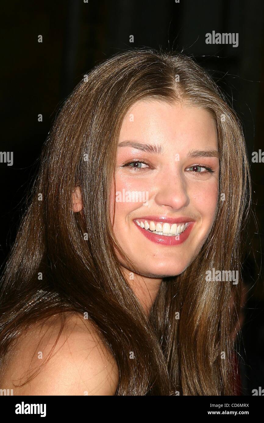 Natalie ford hi-res stock photography and images - Alamy