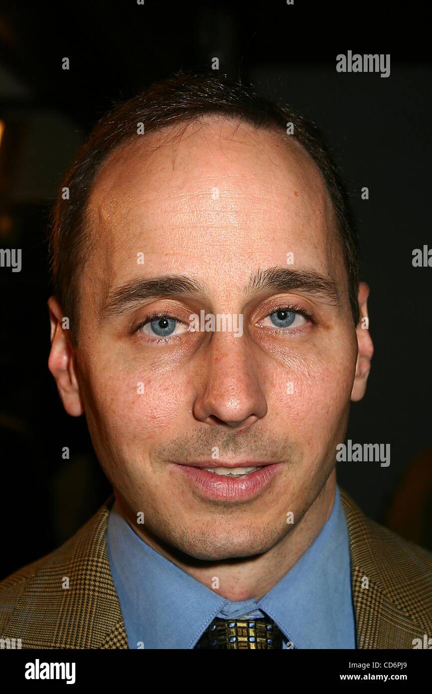 Feb. 17, 2004 - New York, New York, U.S. - K35646ML.PRESS CONFERENCE TO ...