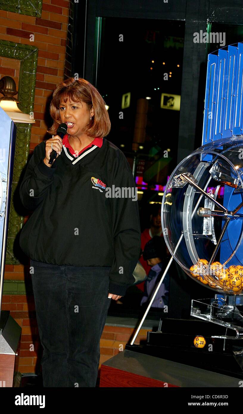 Feb. 20, 2004 - New York, New York, U.S. - *** EXCLUSIVE***.K35721ML ...