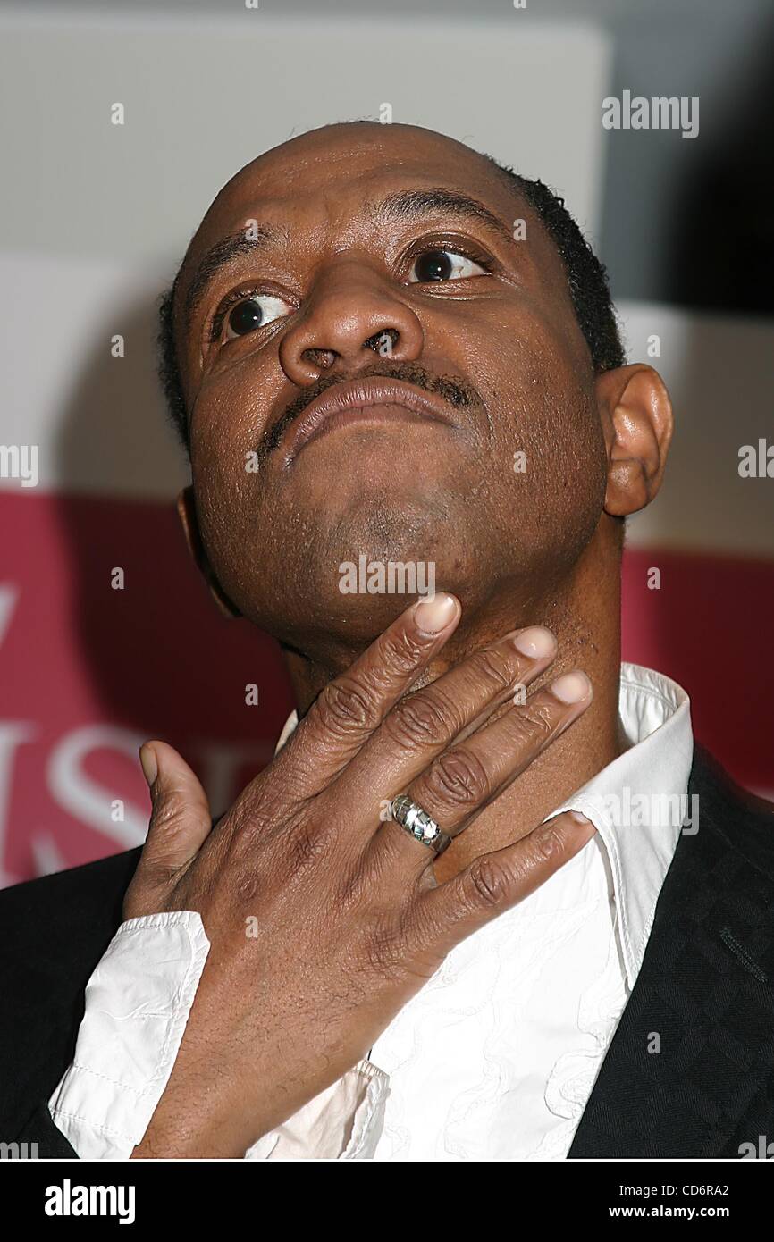 Feb. 26, 2004 - New York, New York, U.S. - K35845ML.***EXCLUSIVE ...