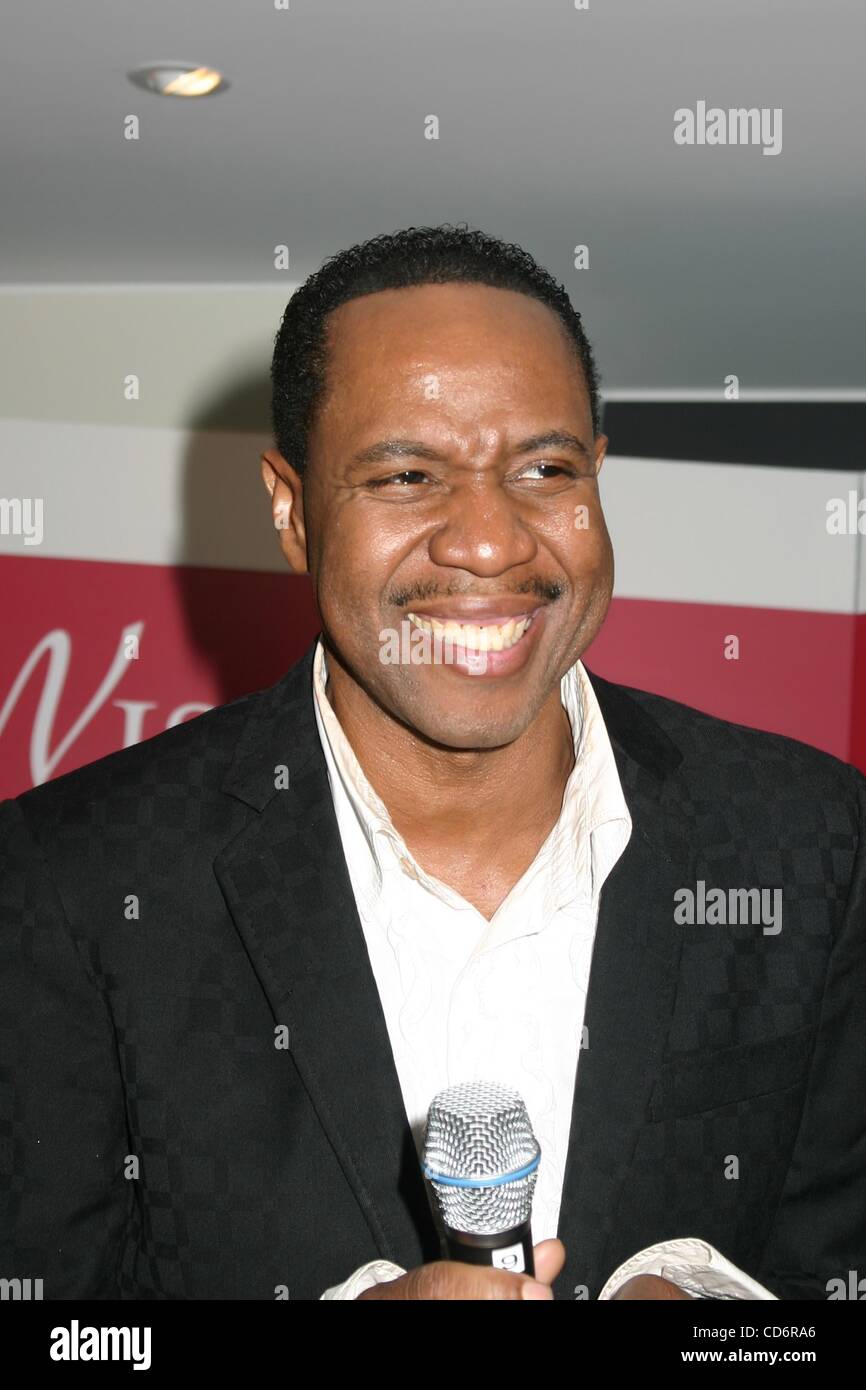 Feb. 26, 2004 - New York, New York, U.S. - K35845ML.***EXCLUSIVE ...