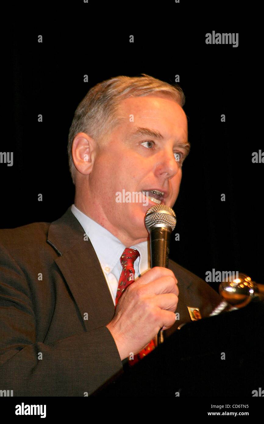 Mar. 19, 2004 - New York, New York, U.S. - K36189RM.HOWARD DEAN SUPPORT ...