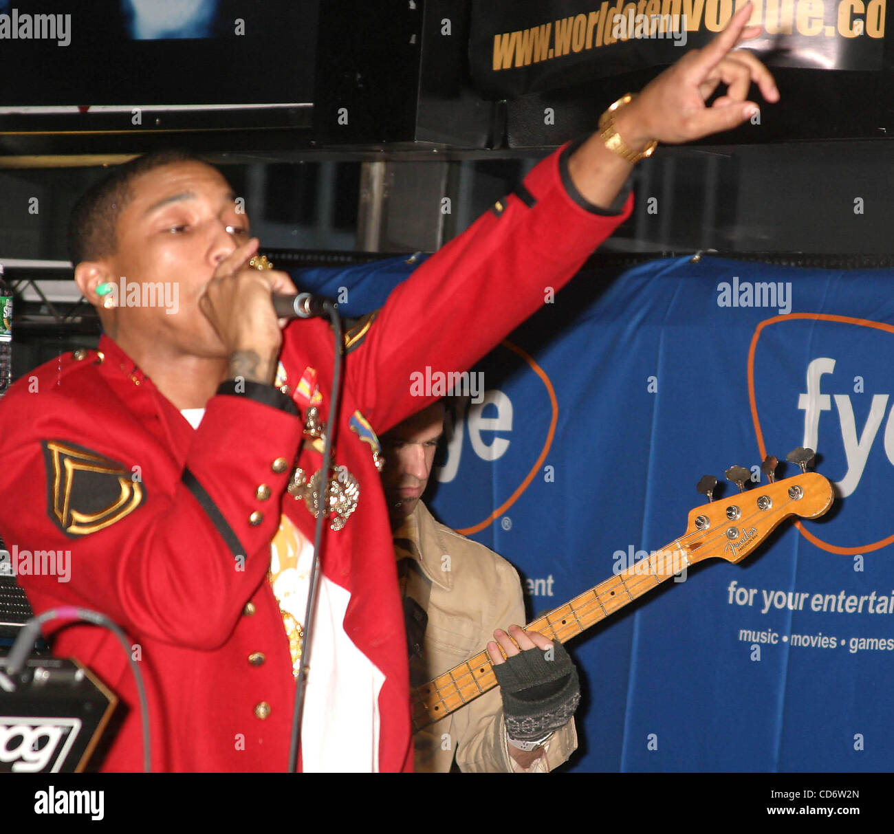 Mar. 23, 2004 - New York, New York, U.S. - K36213RM.N.E.R.D. PERFORMING ...
