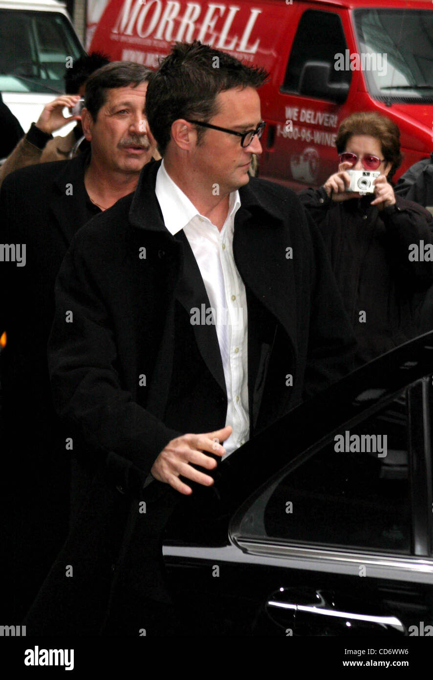 Mar. 30, 2004 - New York, New York, U.S. - K36398RM.MATTHEW PERRY ...