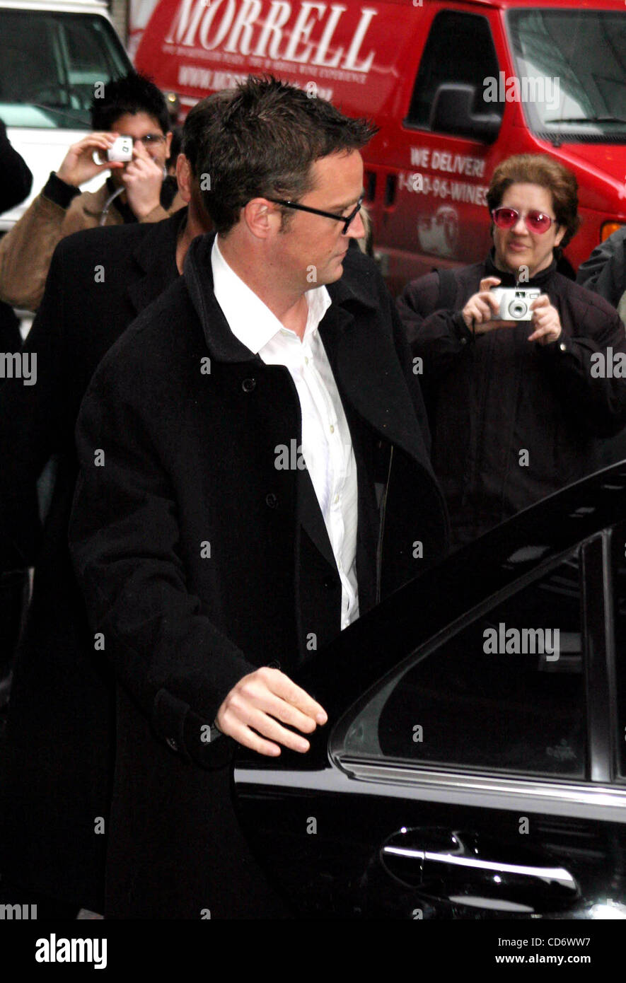 Mar. 30, 2004 - New York, New York, U.S. - K36398RM.MATTHEW PERRY ...