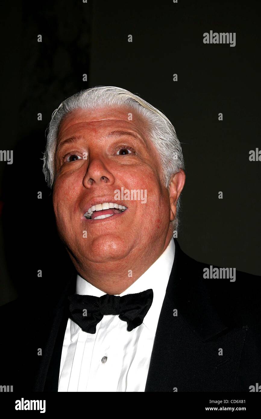 Apr. 2, 2004 - New York, New York, U.S. - 59TH ANNIVERSARY ''BALL OF ...