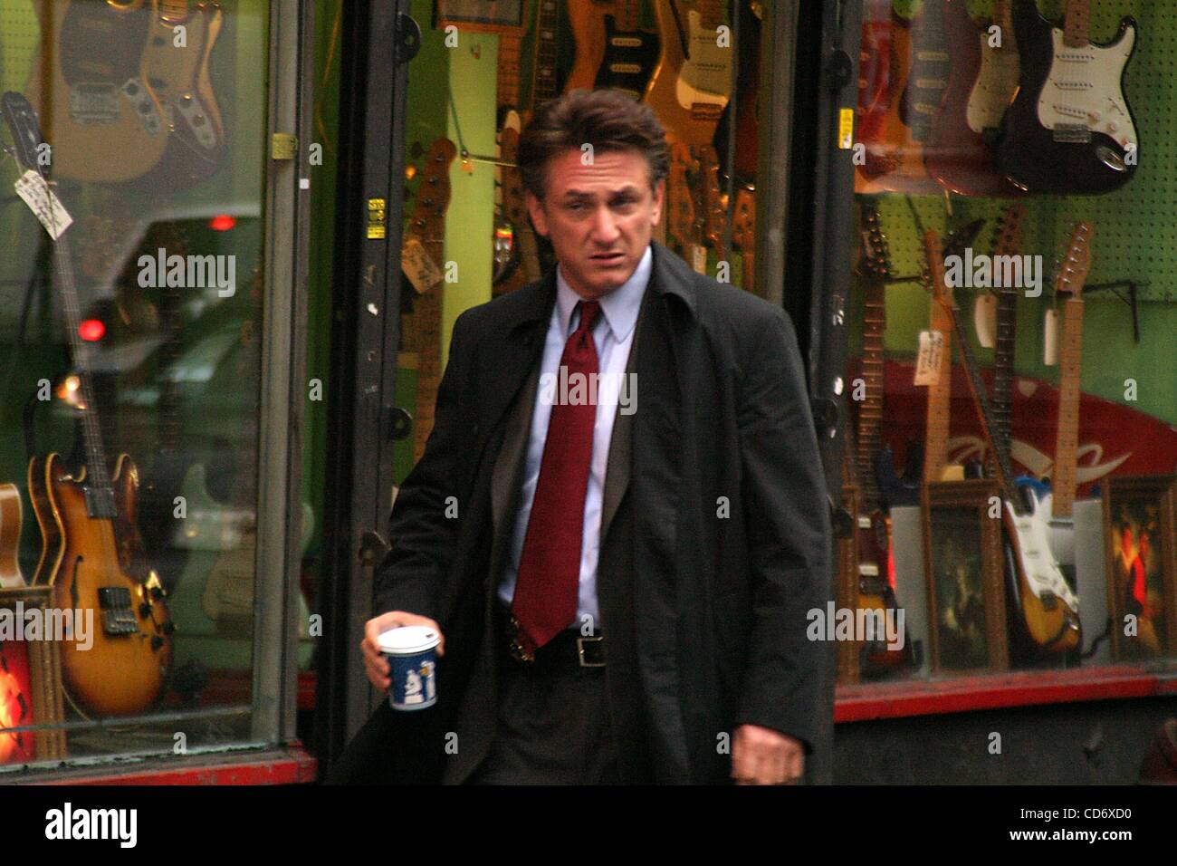 Apr. 2, 2004 - New York, New York, U.S. - K36498RM.THE INTERPRETER ...