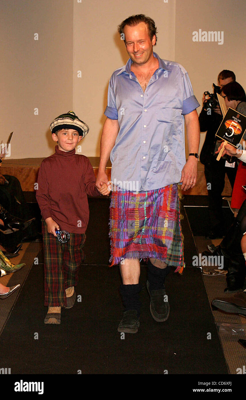 Apr. 5, 2004 - New York, New York, U.S. - K36512RM.SEAN CONNERY HOST ...