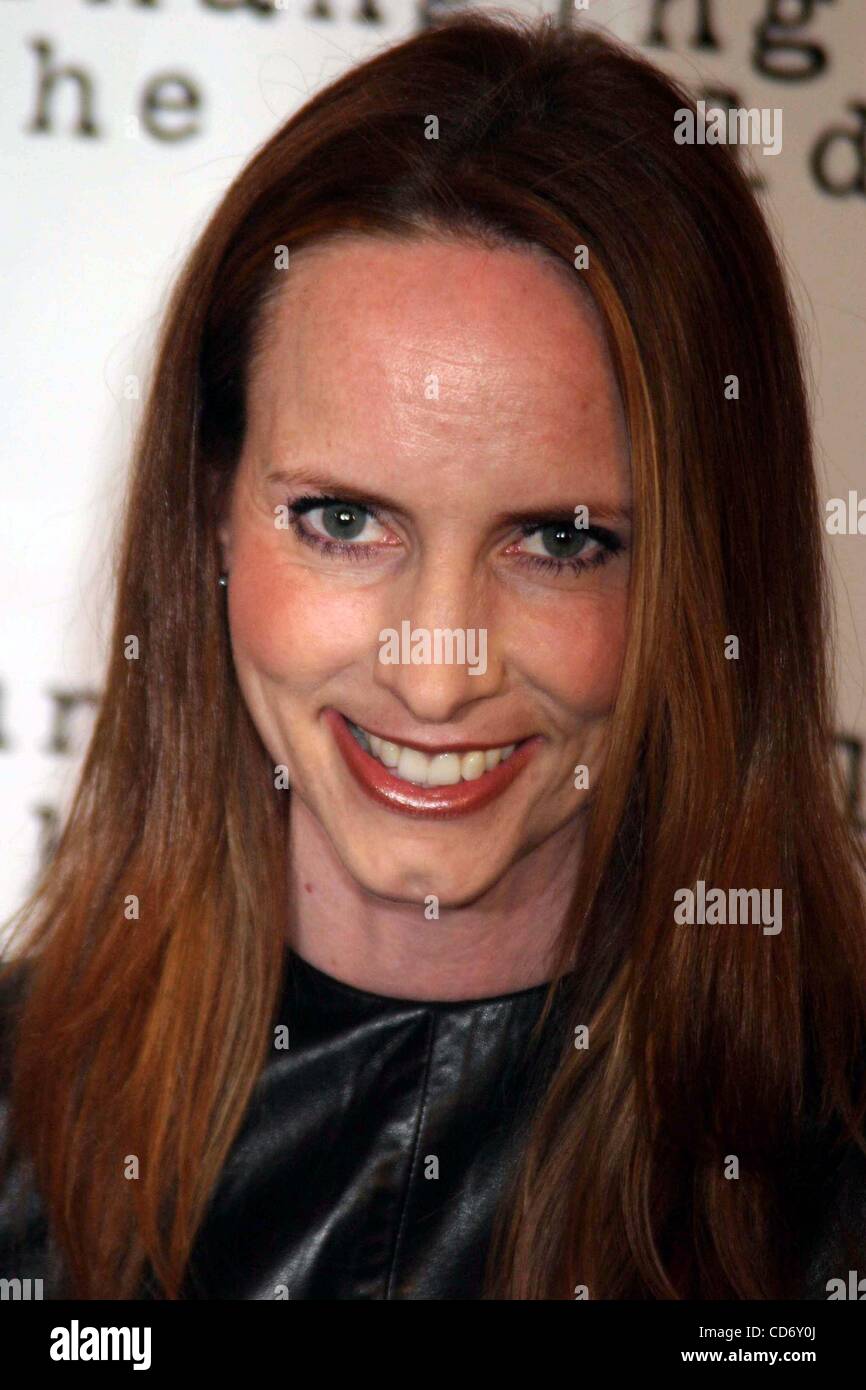 Faith salie hi-res stock photography and images - Alamy