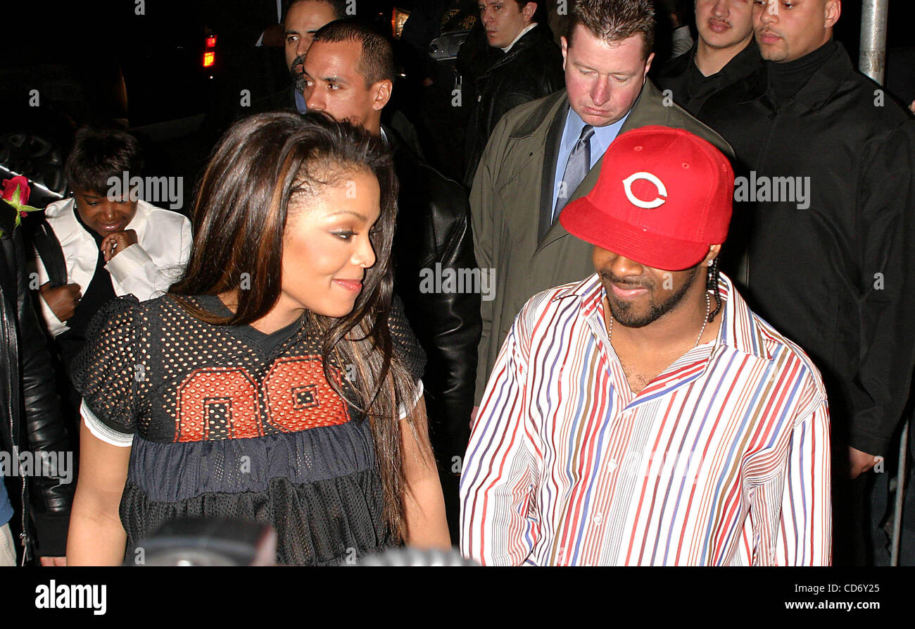 Apr. 10, 2004 - New York, New York, U.S. - K36566RM.SATURDAY NIGHT LIVE ...
