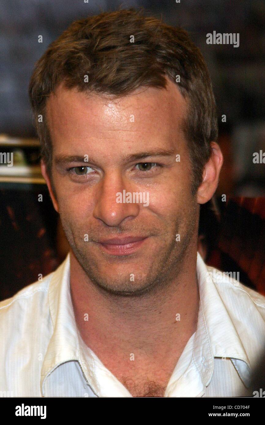 Apr. 15, 2004 - New York, New York, U.S. - K36692RM.TOM JANE AS THE ...