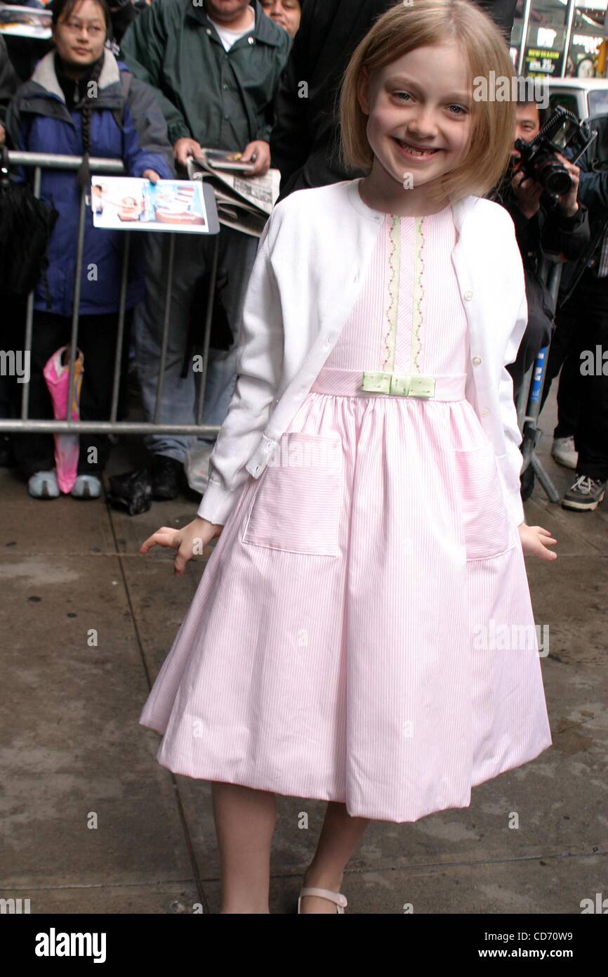 Apr. 21, 2004 - New York, New York, U.S. - K36771RM.SHARON STONE AND ...