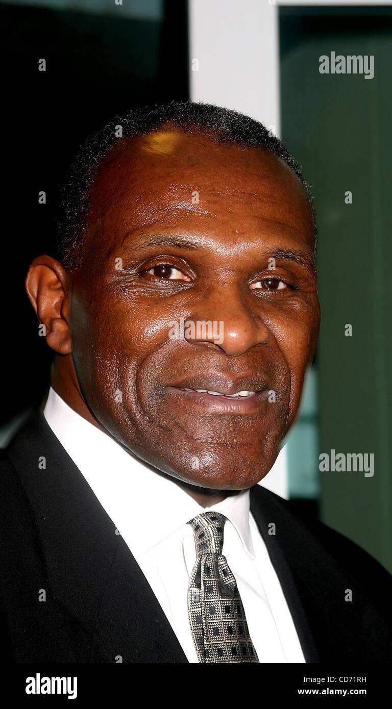 Apr. 29, 2004 - New York, New York, U.S. - K36939ML.10TH ANNUAL ARTHUR ...