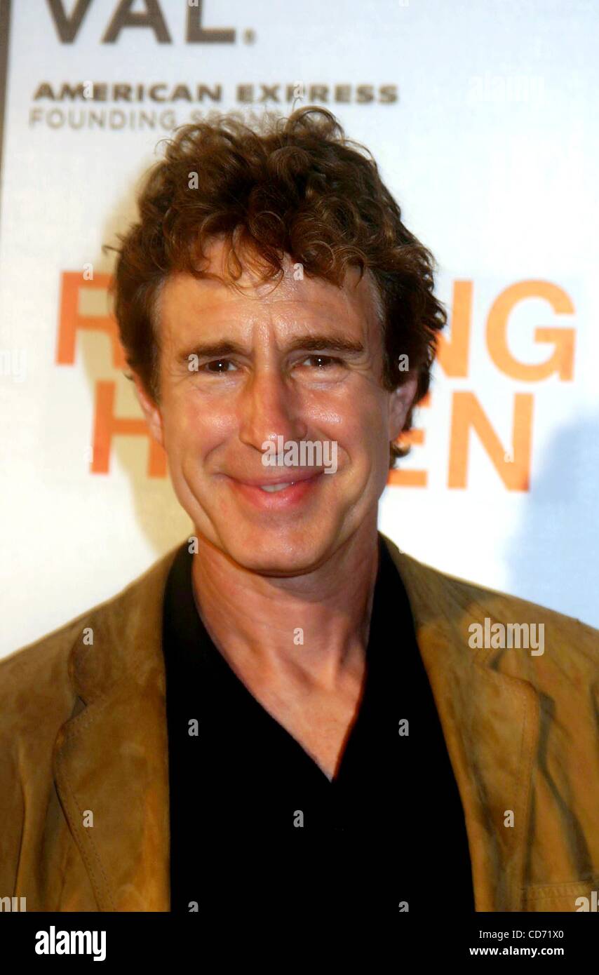 May 2, 2004 - New York, New York, U.S. - K37007ML.TRIBECA FILM FESTIVAL ...