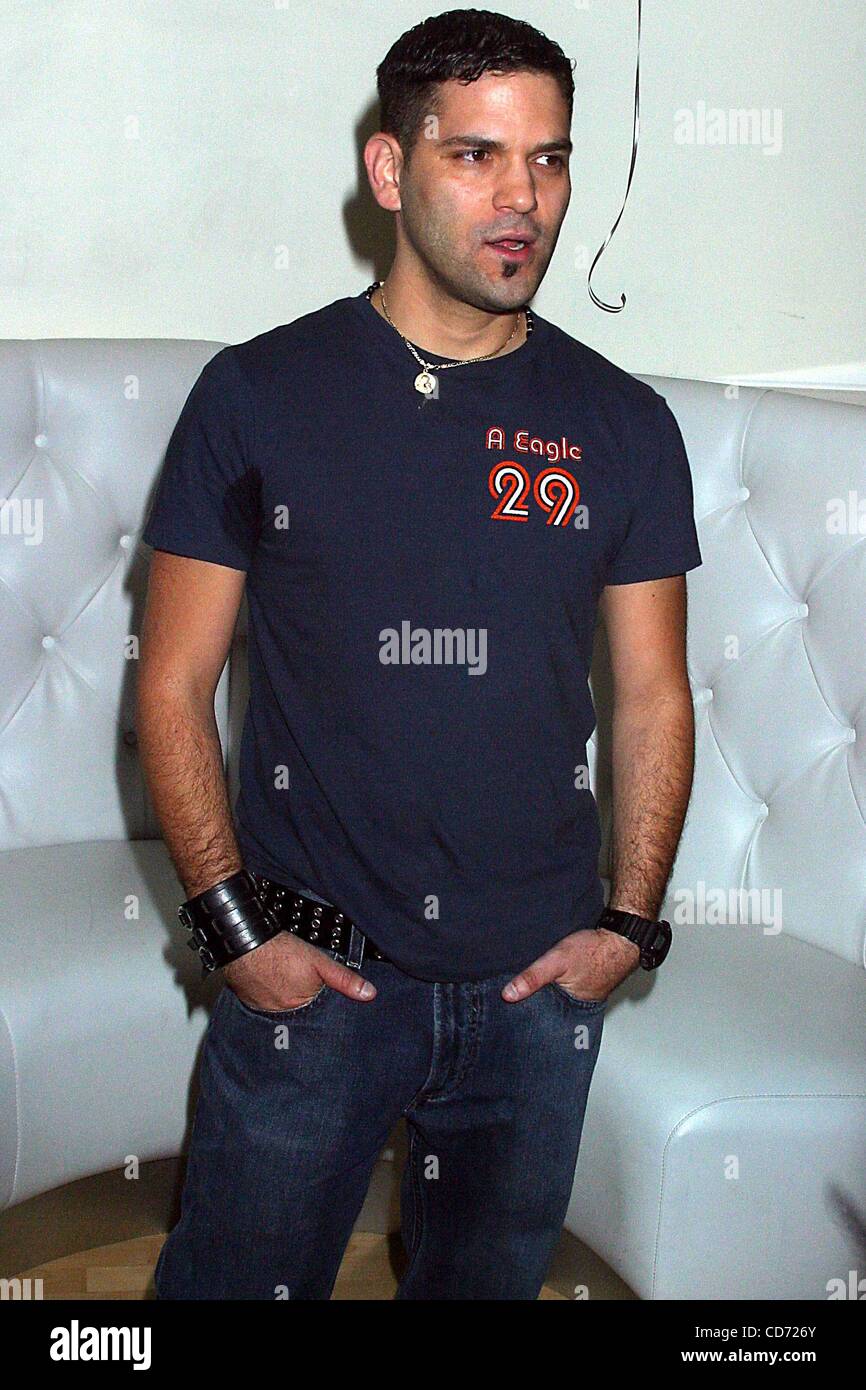 Tony diaz hi-res stock photography and images - Alamy