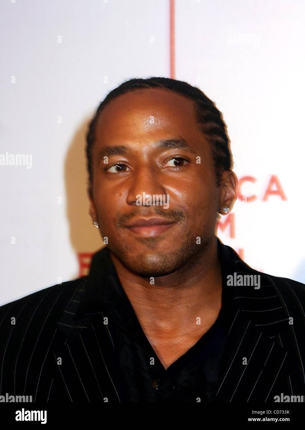 May 9, 2004 - New York, New York, U.S. - 37131ML.CLOSING AWAWRD ...