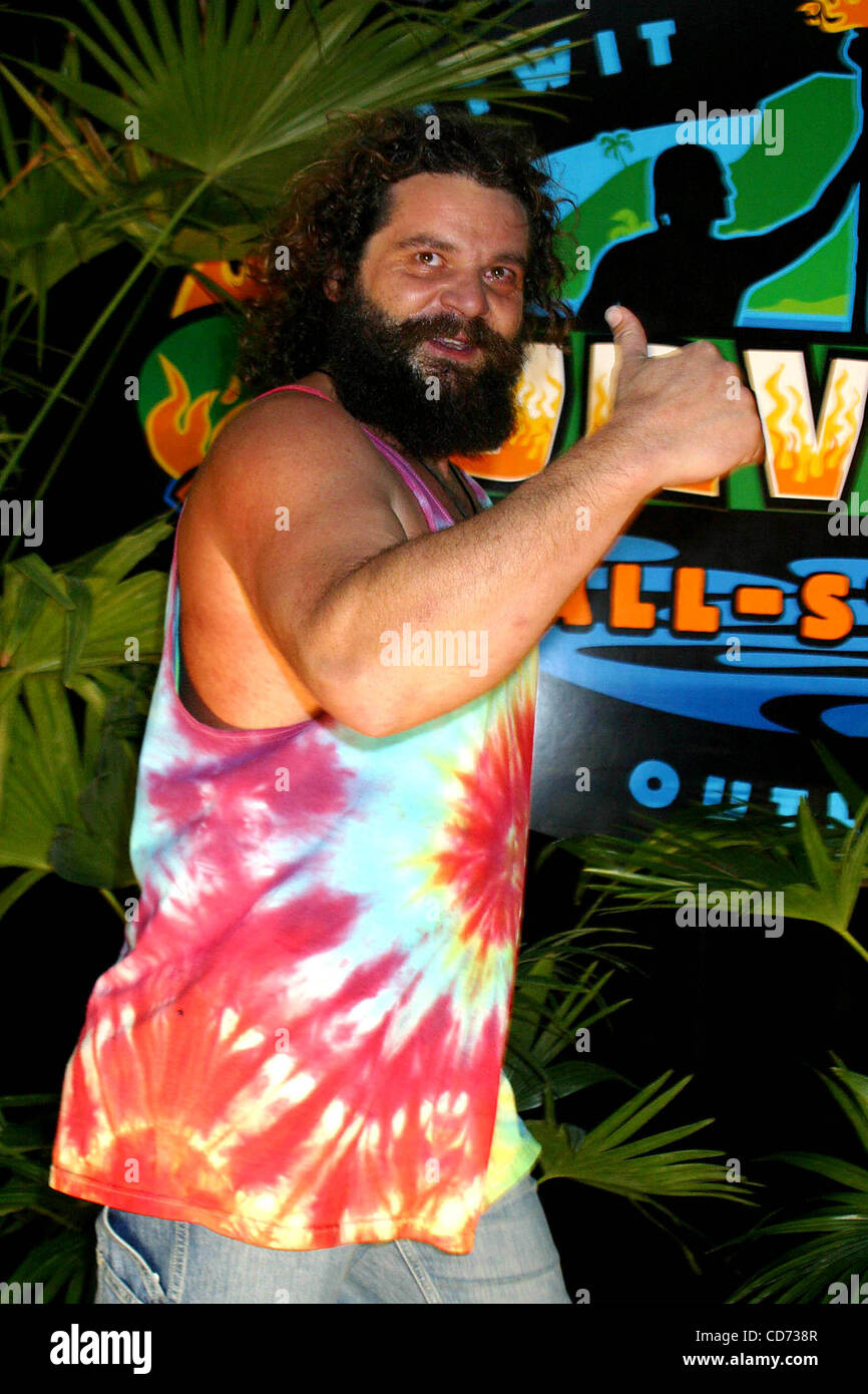 May 9, 2004 - New York, New York, U.S. - K37134RM.SURVIVOR: ALLSTARS ...