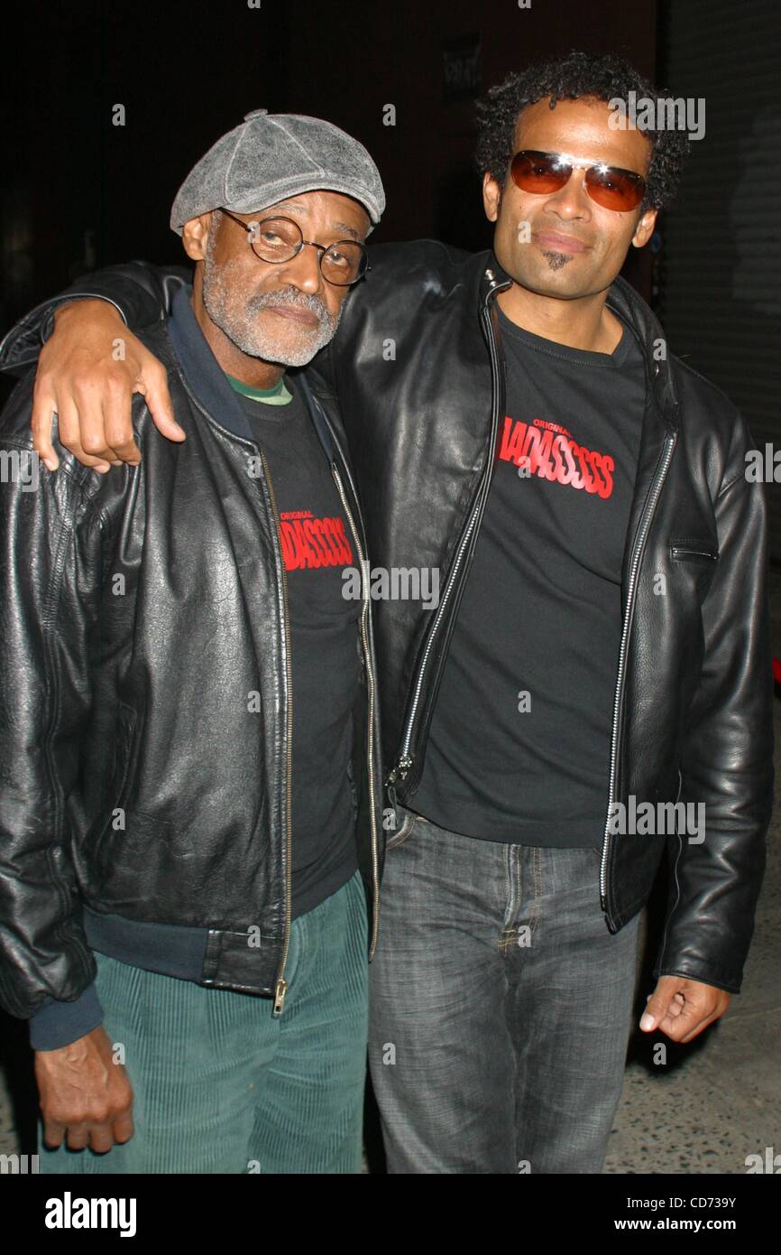 May 9, 2004 - New York, New York, U.S. - K37125RM.PREMIERE MAGAZINE ...