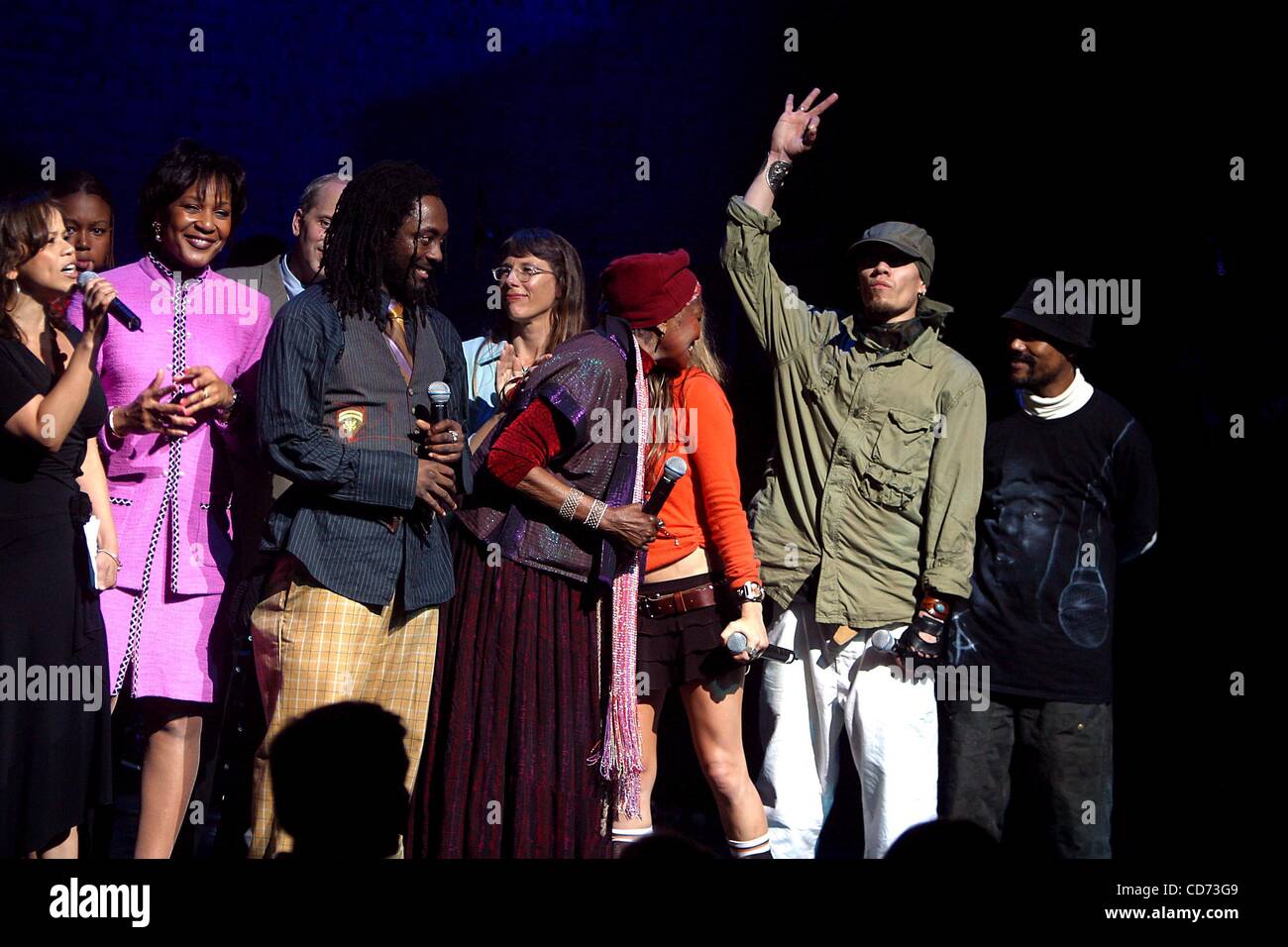 May 11, 2004 - New York, New York, U.S. - K37181RM.SPECIAL EVENING OF ...
