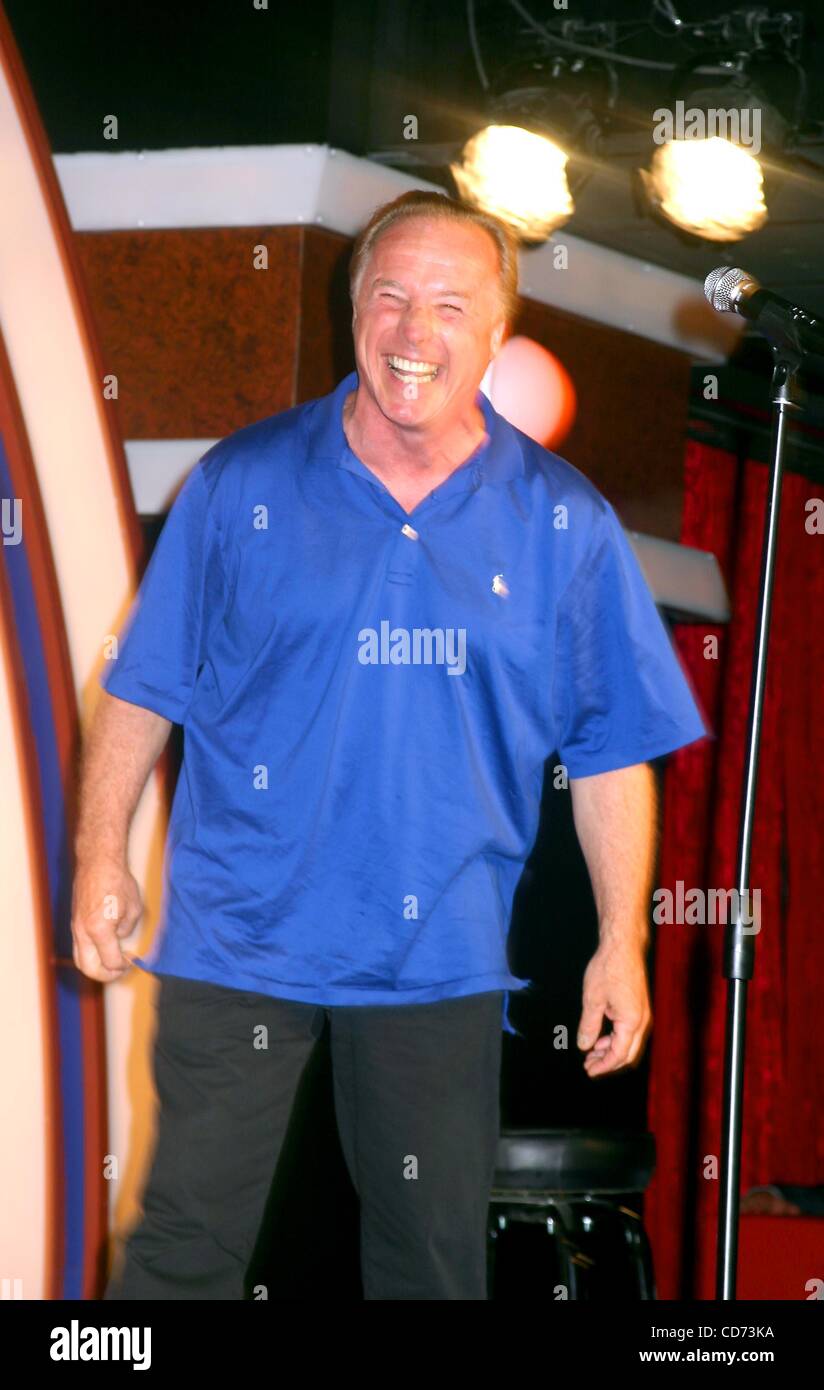 May 12, 2004 - New York, New York, U.S. - K37205ML.THE LAUGH FACTORY ...