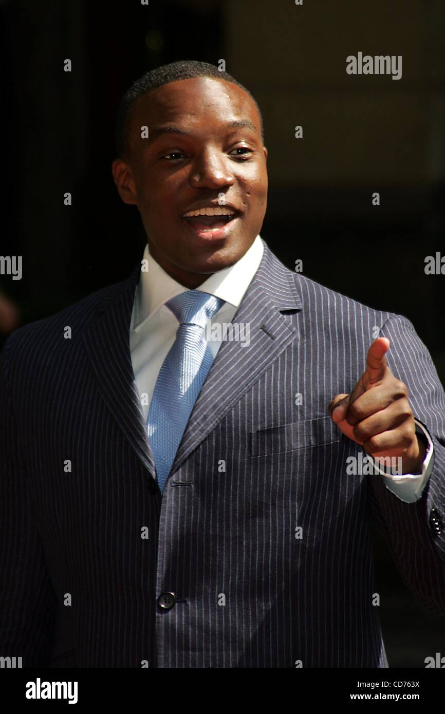 June 7, 2004 - New York, New York, U.S. - K37730RM.CELEBRITY DEPARTURES ...