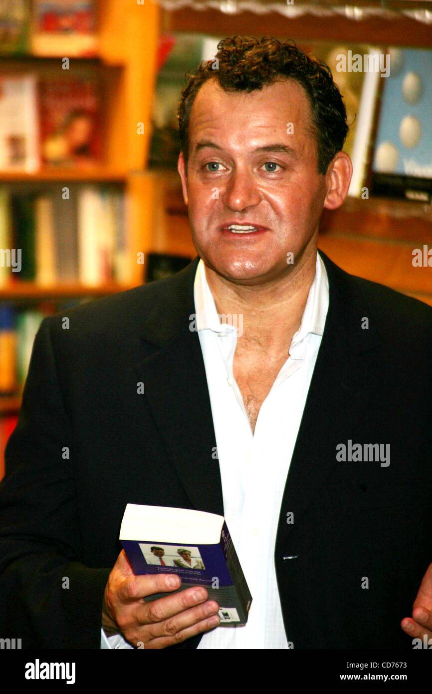 Paul burrell hi-res stock photography and images - Alamy