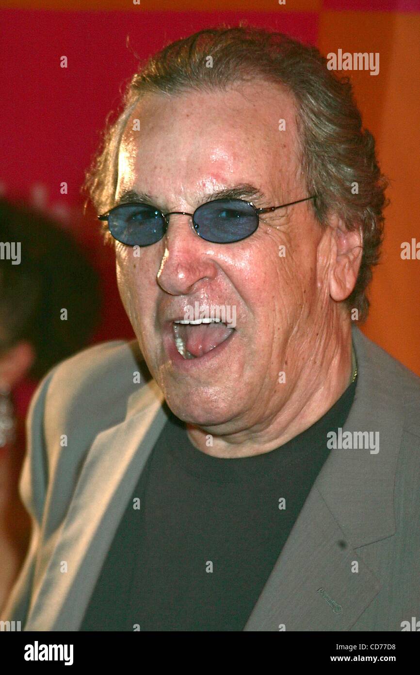 June 17, 2004 - New York, New York, U.S. - K37929RM.ENTERTAINMENT ...