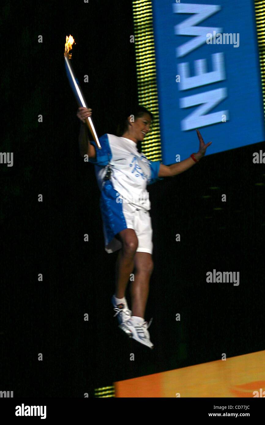 June 19, 2004 - New York, New York, U.S. - K37949ML.THE OLYMPIC TORCH ...