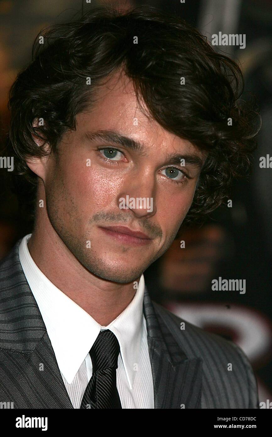 June 28, 2004 - New York, New York, U.S. - K38093RM.WORLD PREMIERE OF ''KING ARTHUR'' AT THE ...