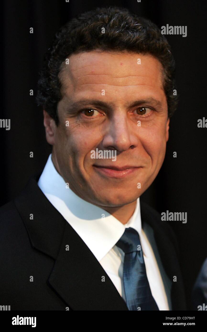 July 8, 2004 - New York, New York, U.S. - K38243RM.VICTORY 2004 NEW ...