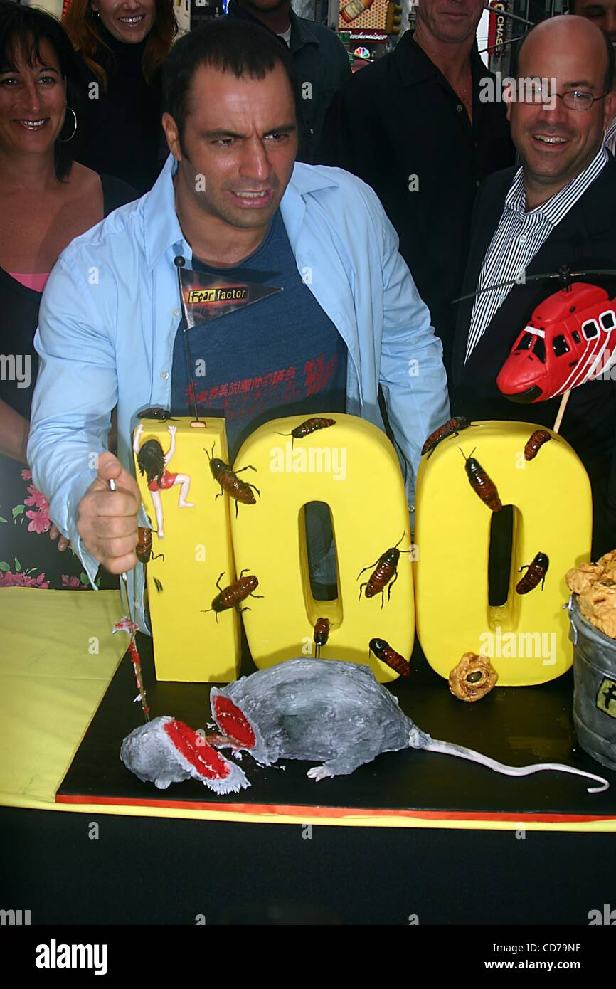 Joe rogan fear factor hi-res stock photography and images - Alamy