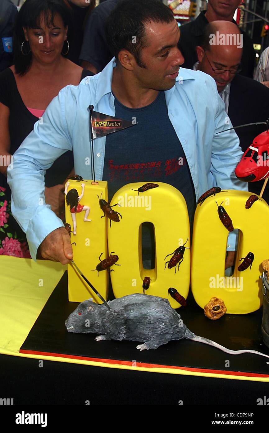 Joe rogan fear factor hi-res stock photography and images - Alamy