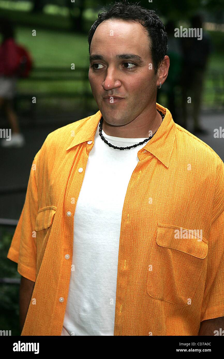 July 13, 2004 - New York, New York, U.S. - K38319RM.ARRIVALS FOR THE ...